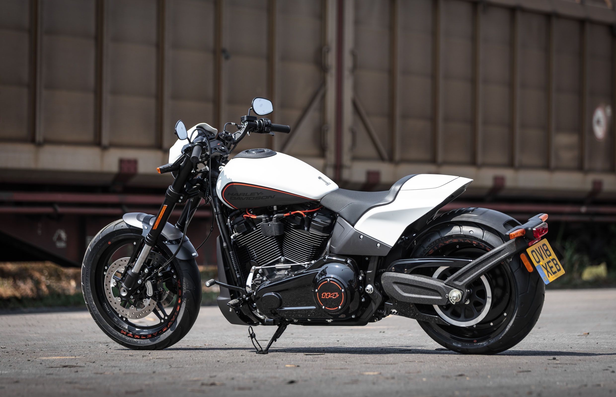 First Ride: 2019 Harley-Davidson FXDR 114 | Driving