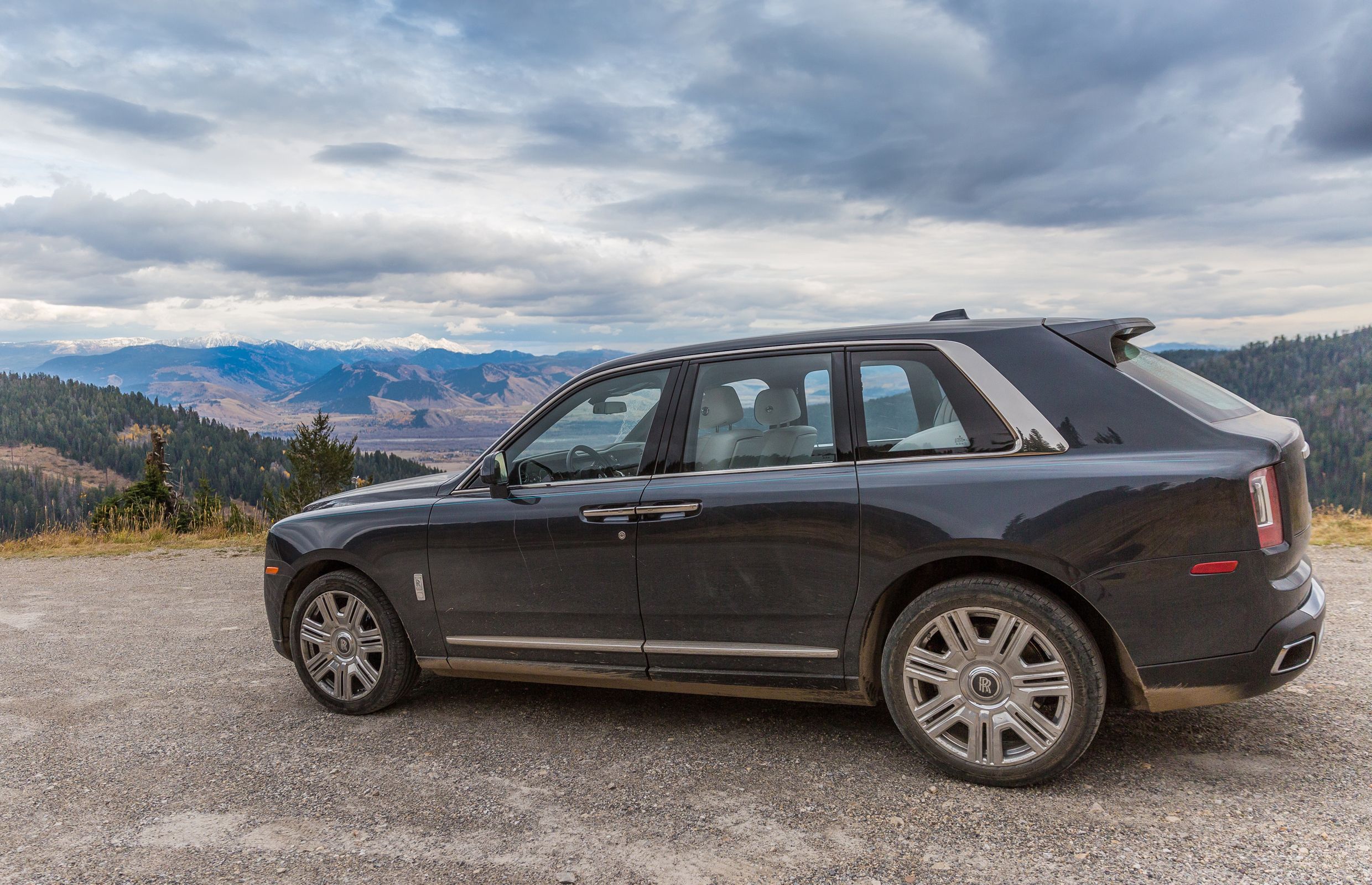 Rolls-Royce sees record sales in 2018, customized cars on the rise ...