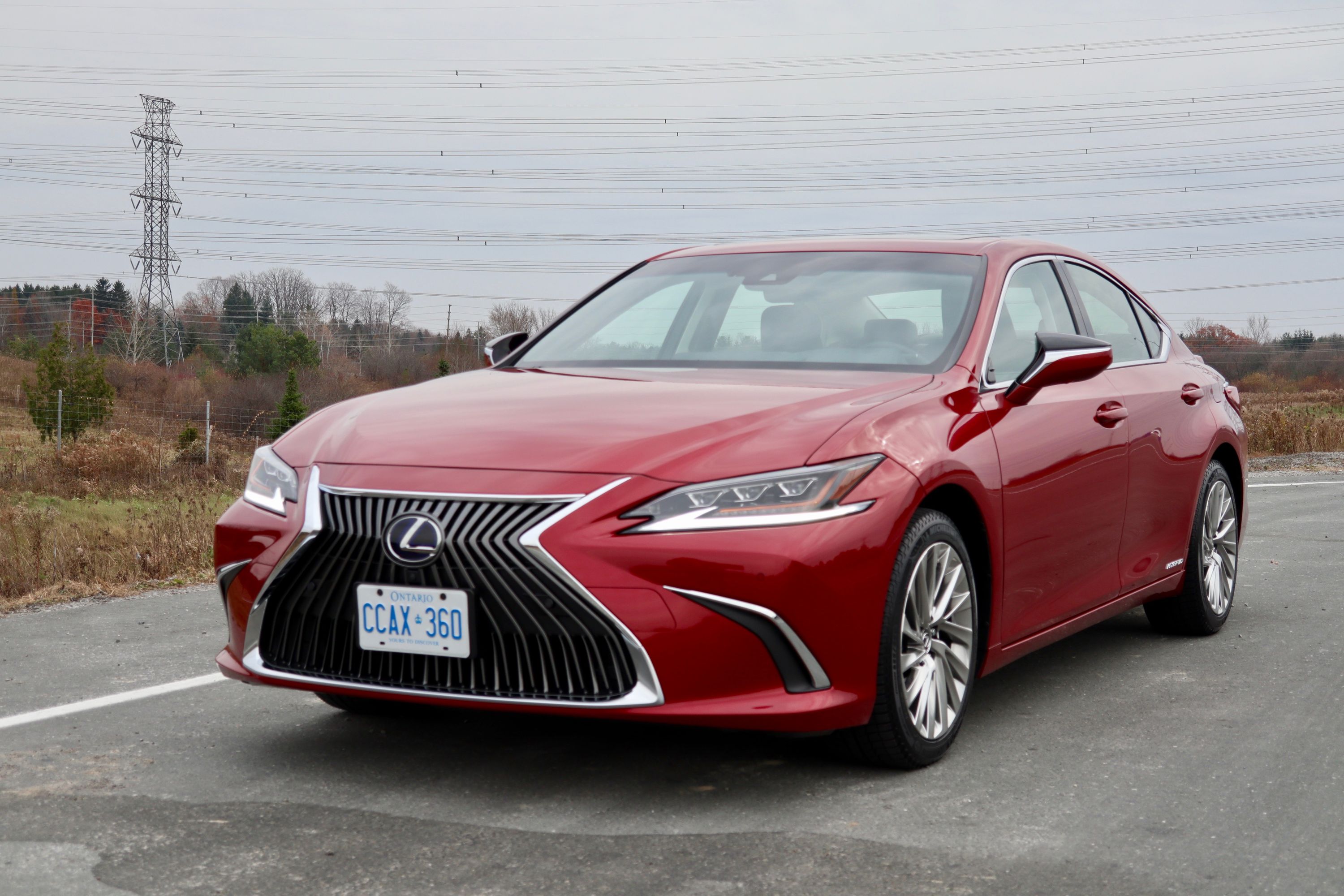 Car Review: 2019 Lexus ES 300h | Driving