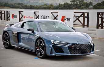 First Drive: 2020 Audi R8 | Driving