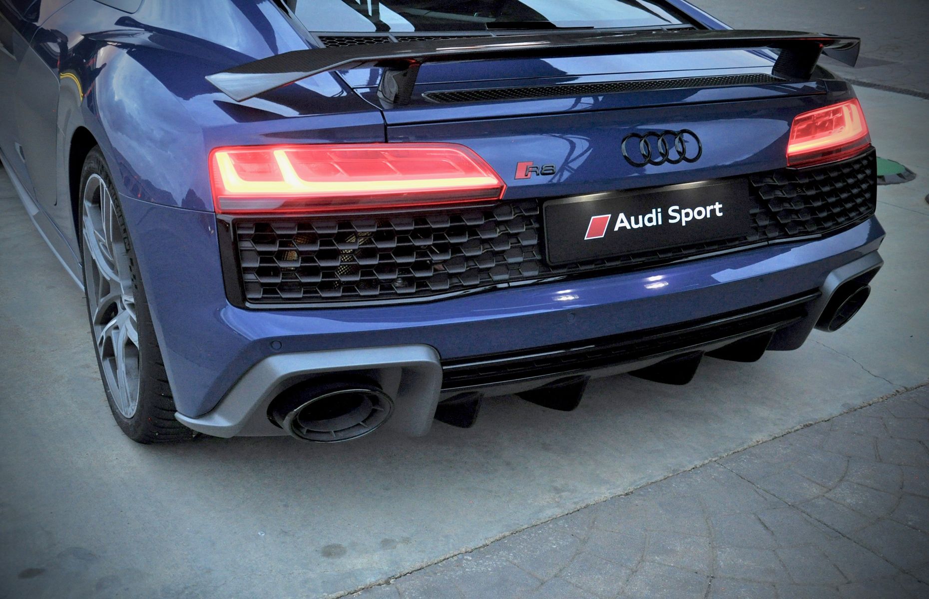 First Drive: 2020 Audi R8 | Driving