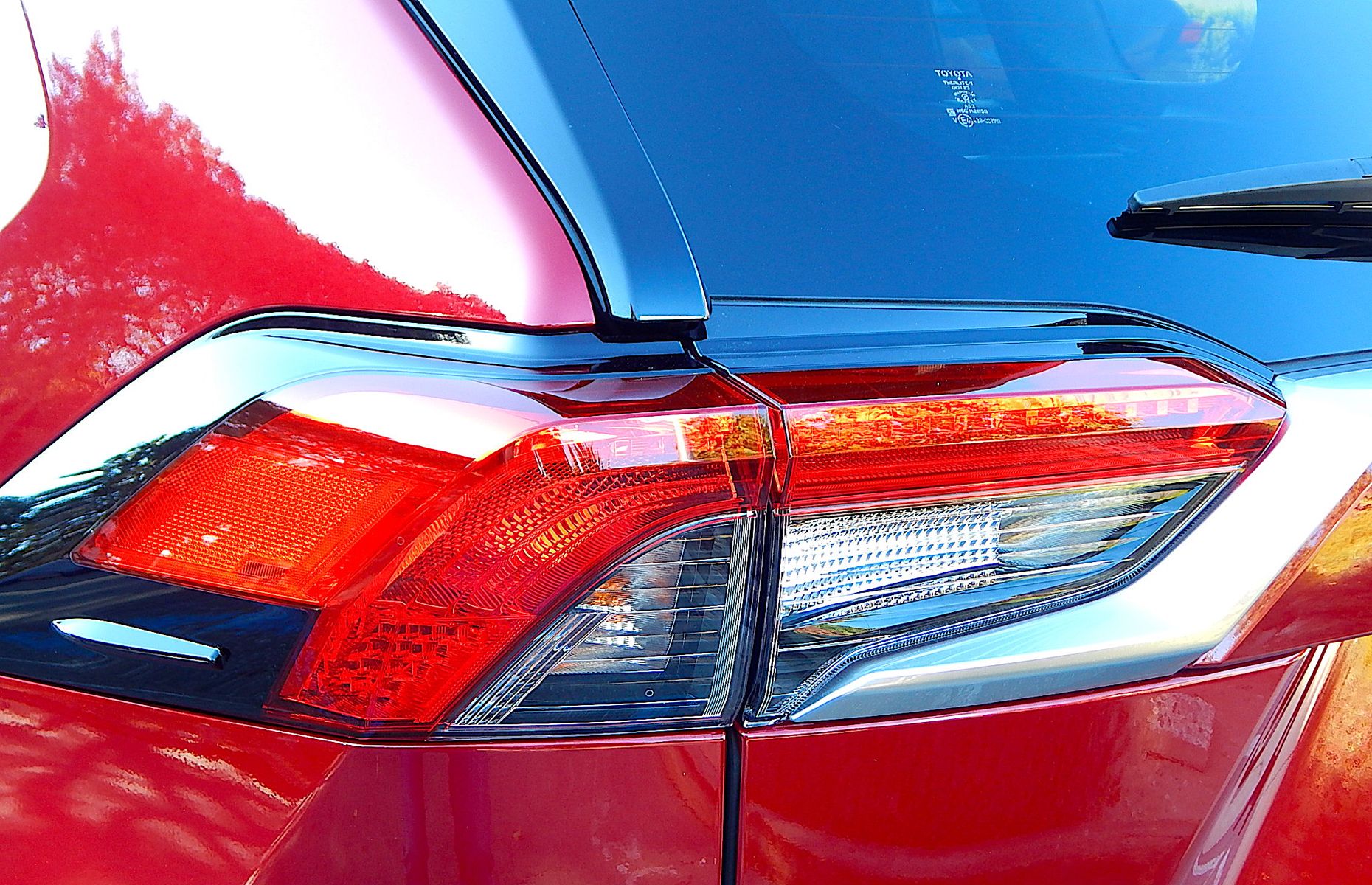 First Drive: 2019 Toyota RAV4 | Driving