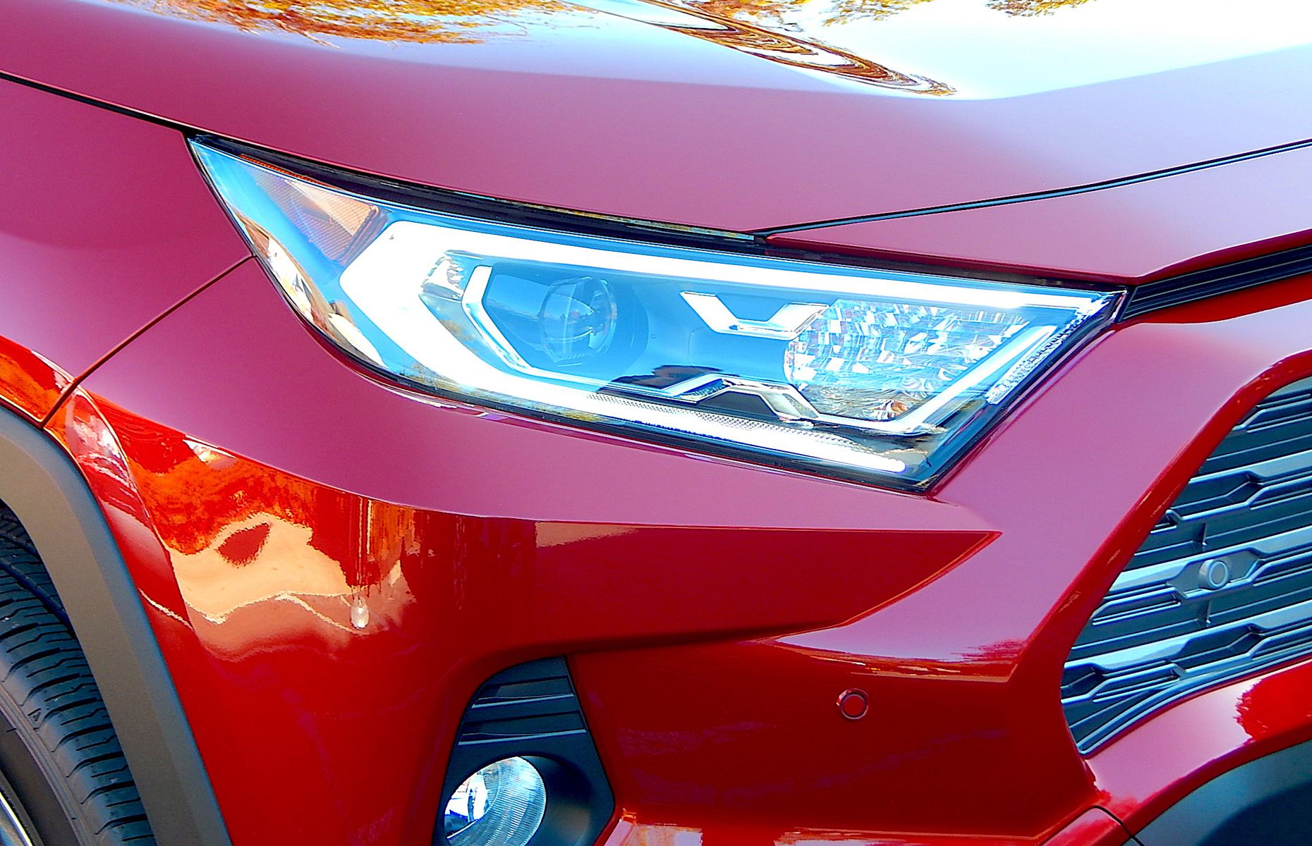 First Drive: 2019 Toyota RAV4 | Driving