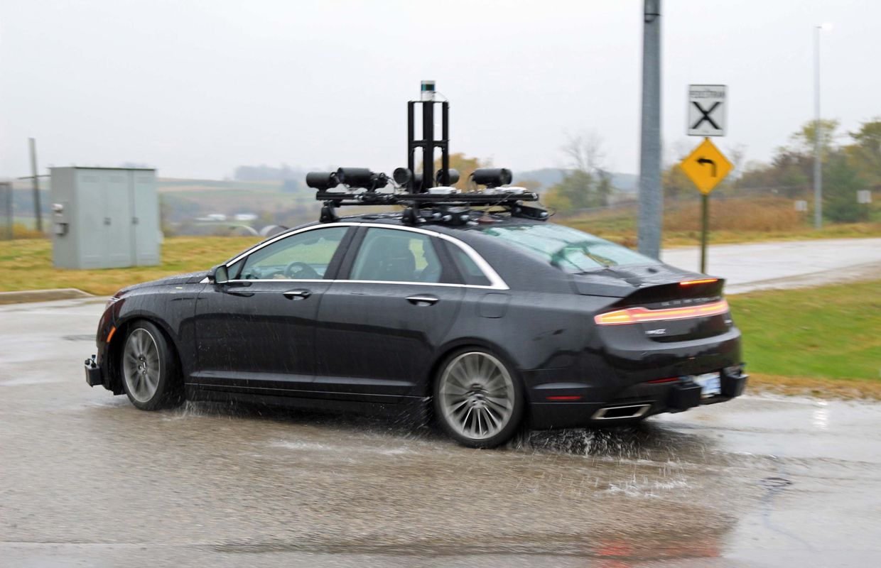 This Ontario university's self-driving car is just as good as any ...