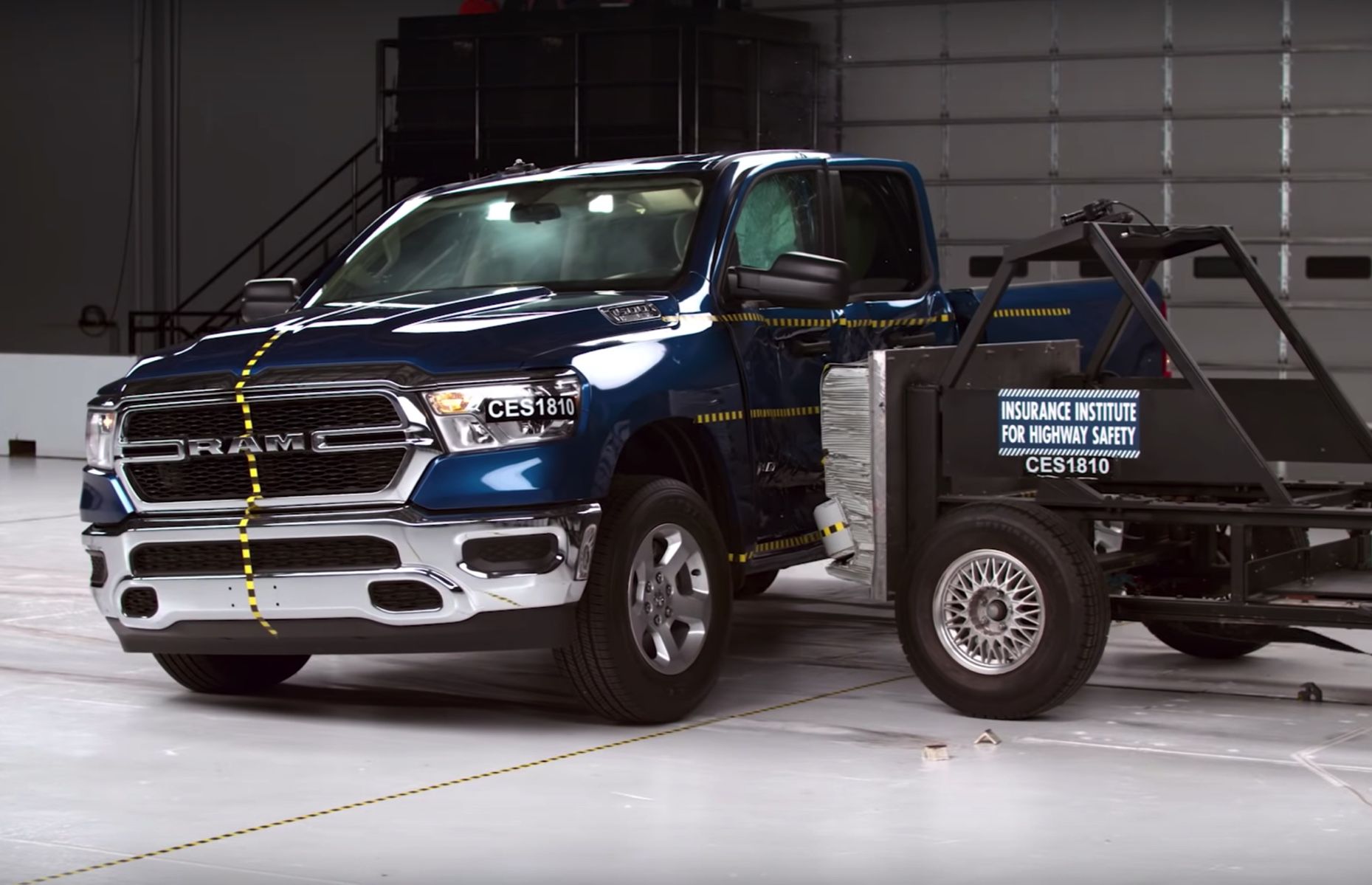 The 2019 Ram 1500 nearly nabs IIHS’s top award, misses over 'marginal ...