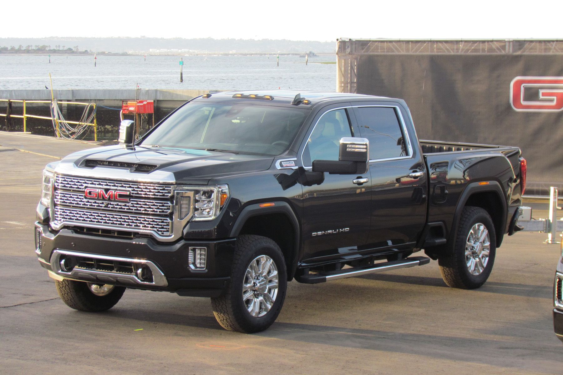 First Look: 2020 GMC Sierra HD | Driving