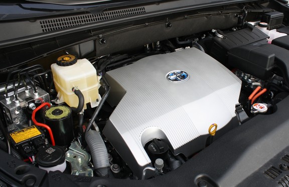 SUV Review: 2019 Toyota Highlander Hybrid Limited | Driving