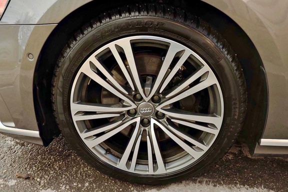 Car Review: 2019 Audi A8L | Driving