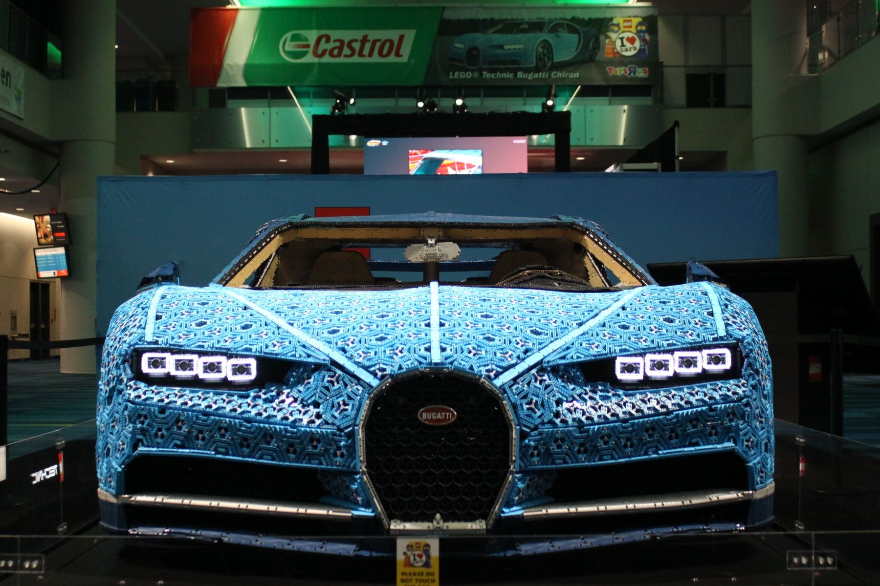 The cars of the 2019 Toronto auto show get their close-ups | Driving