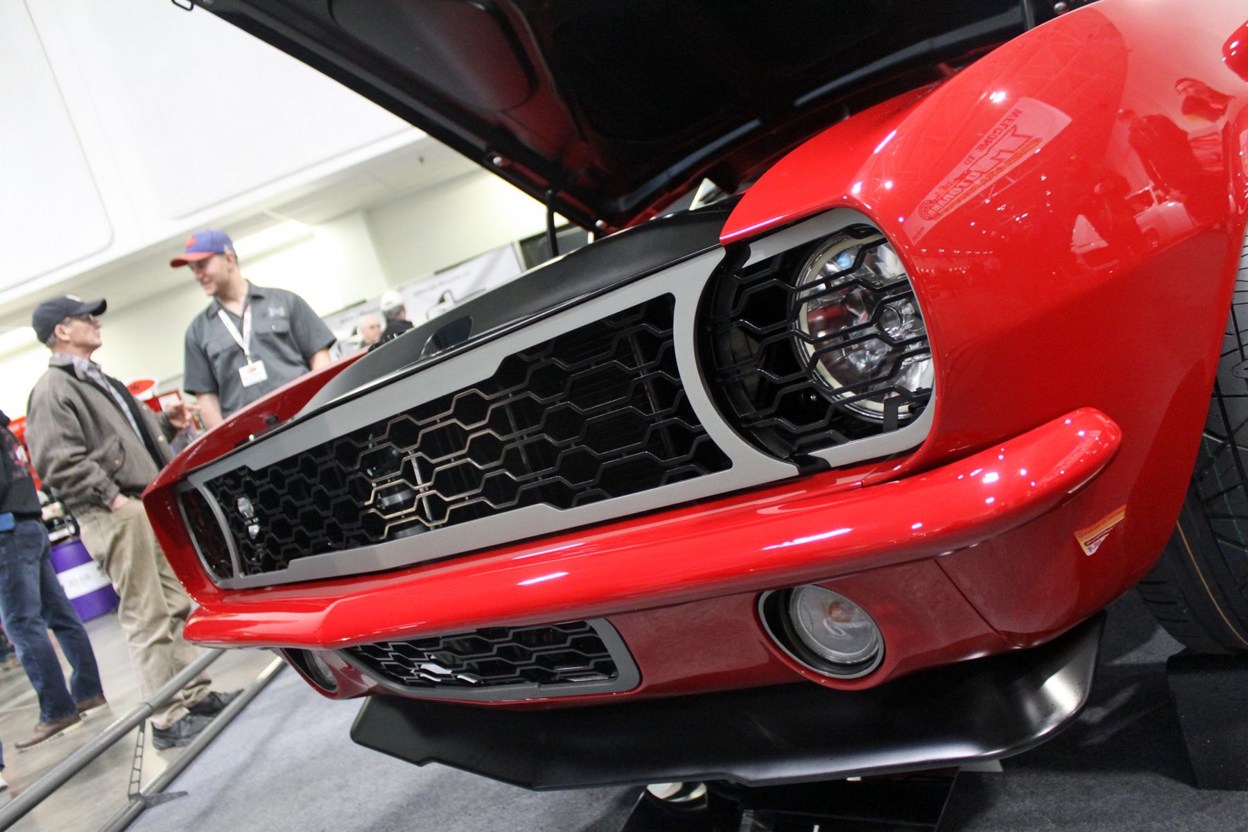 The cars of the 2019 Motorama Custom Car Expo in detail | Driving