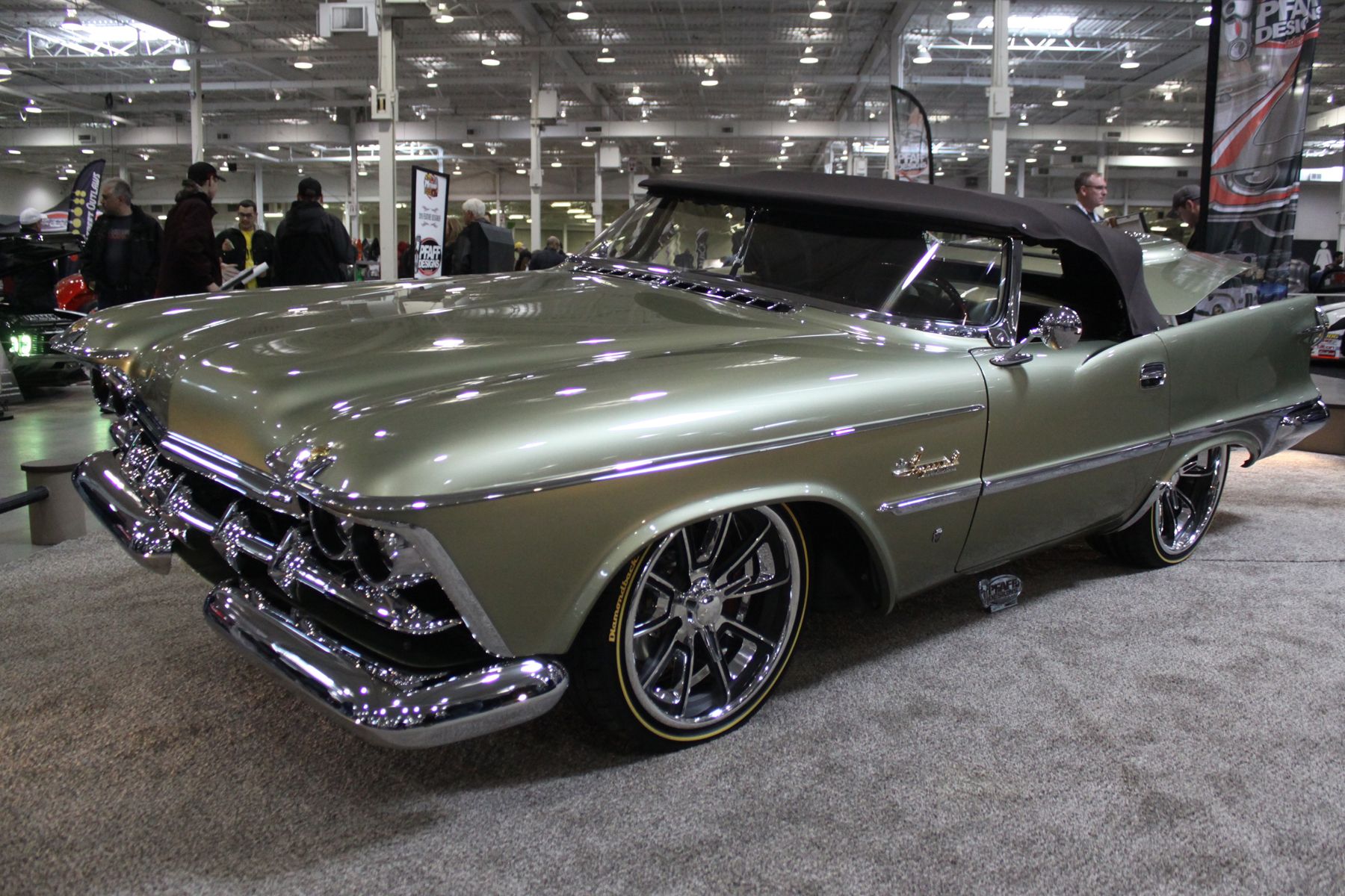 The cars of the 2019 Motorama Custom Car Expo in detail | Driving