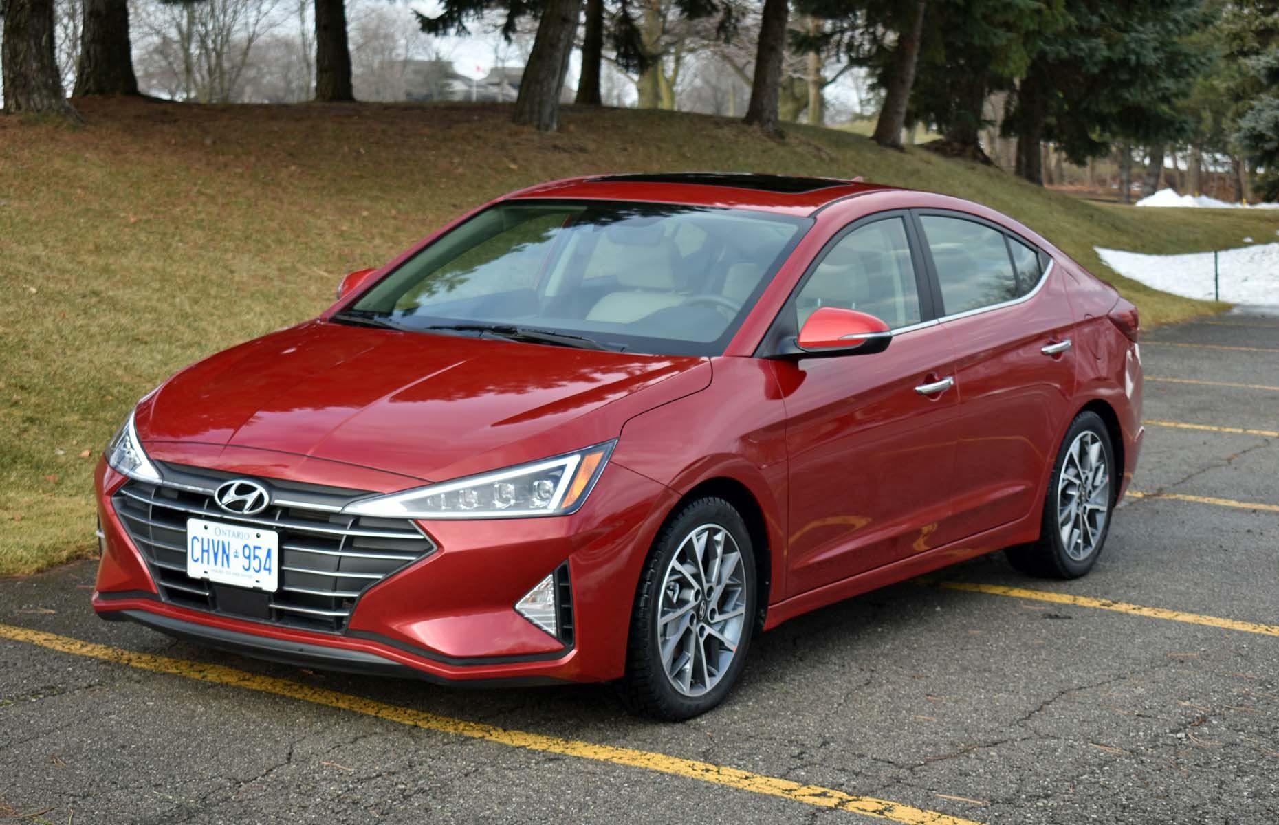 Car Review: 2019 Hyundai Elantra | Driving