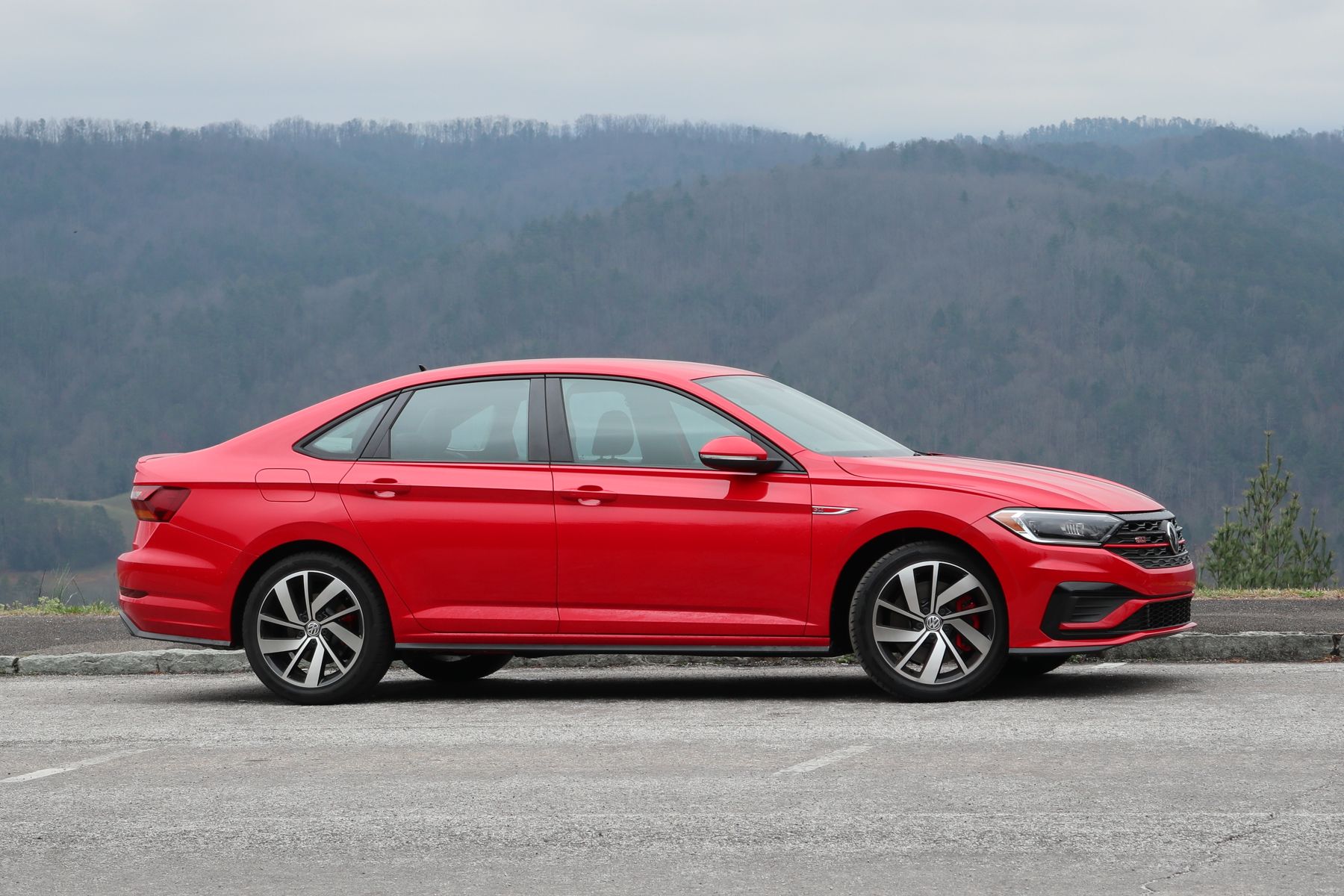 First Drive: 2019 Volkswagen Jetta GLI | Driving