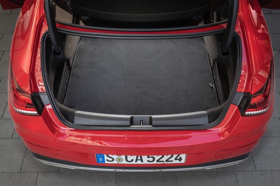 First Drive: 2020 Mercedes-Benz CLA 250 4Matic | Driving