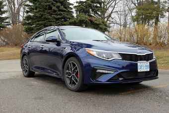 Car Review: 2019 Kia Optima SXL | Driving