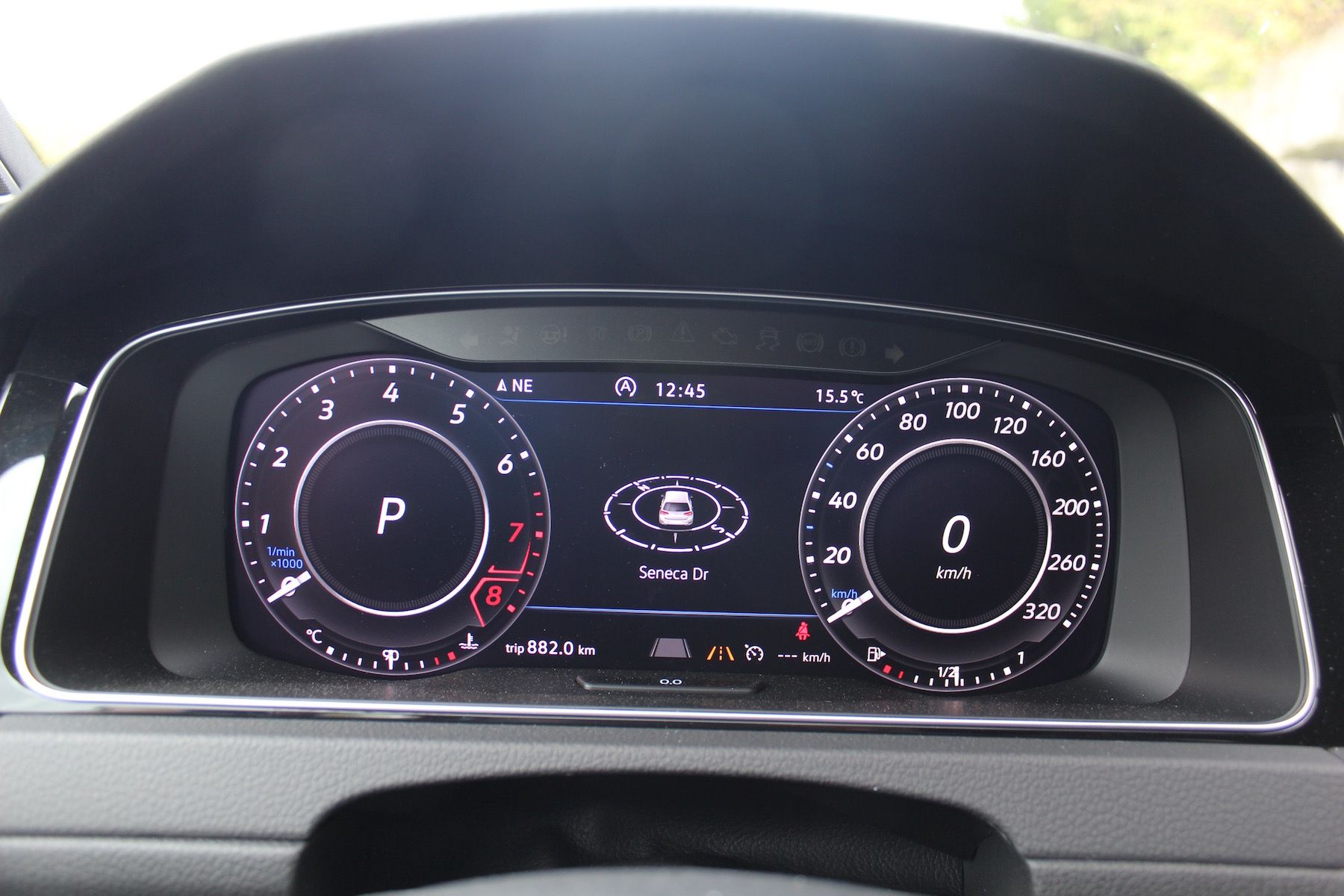 Car Review: 2019 Volkswagen Golf R | Driving