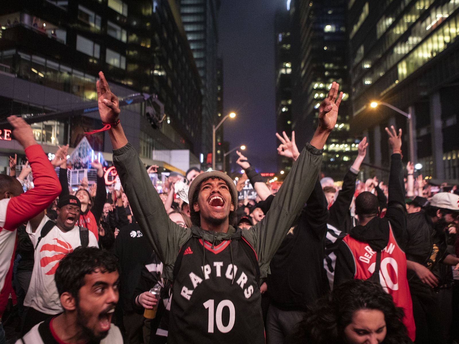 #WeTheCongested: What do the Raptors' wins mean for Toronto traffic ...