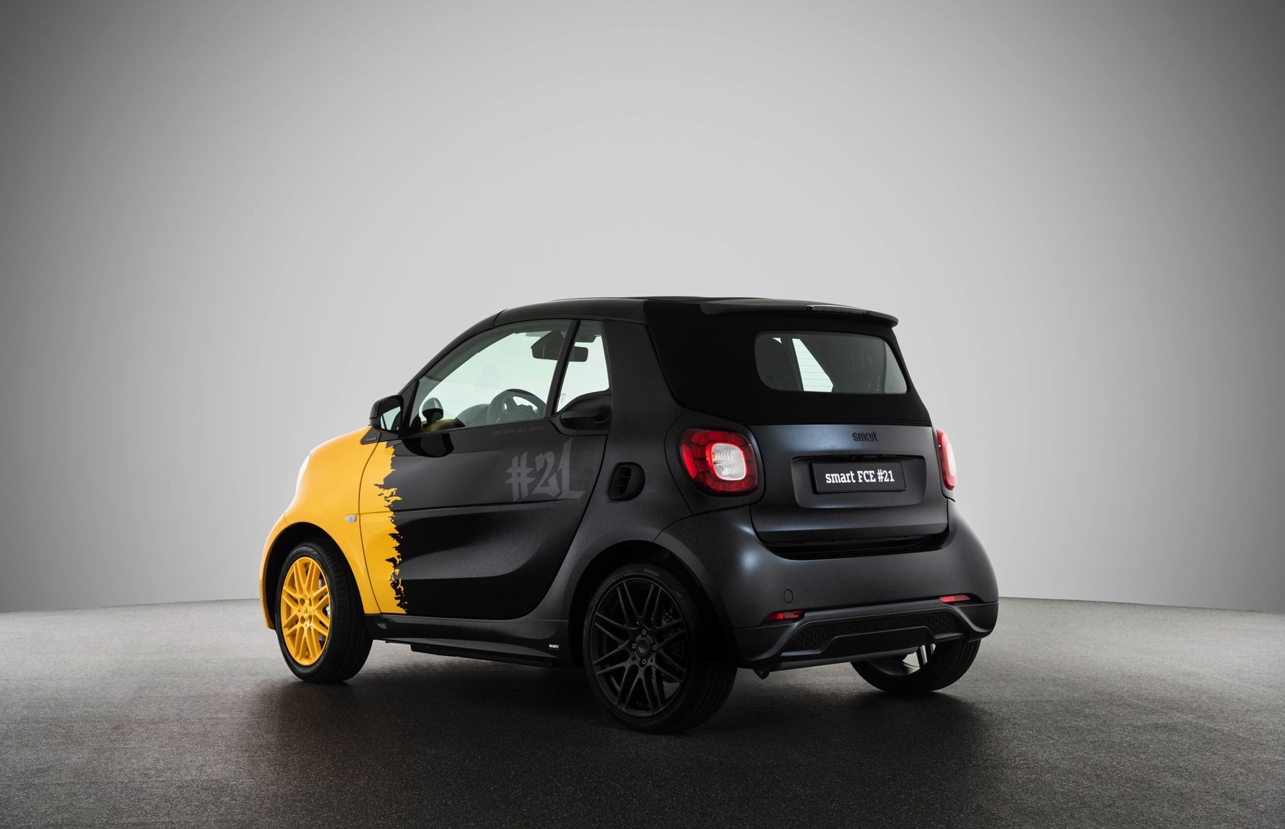 This is what Smart’s final 21 gas-powered cars will look like | Driving