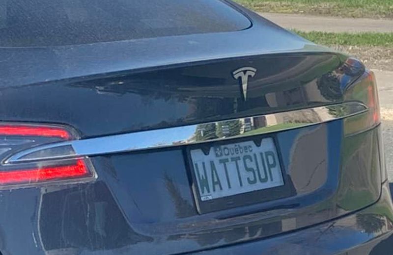 These are the best vanity plates we've seen in Quebec | Driving