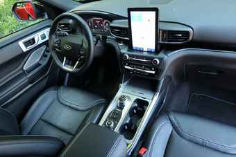 First Drive: 2020 Ford Explorer ST | Driving