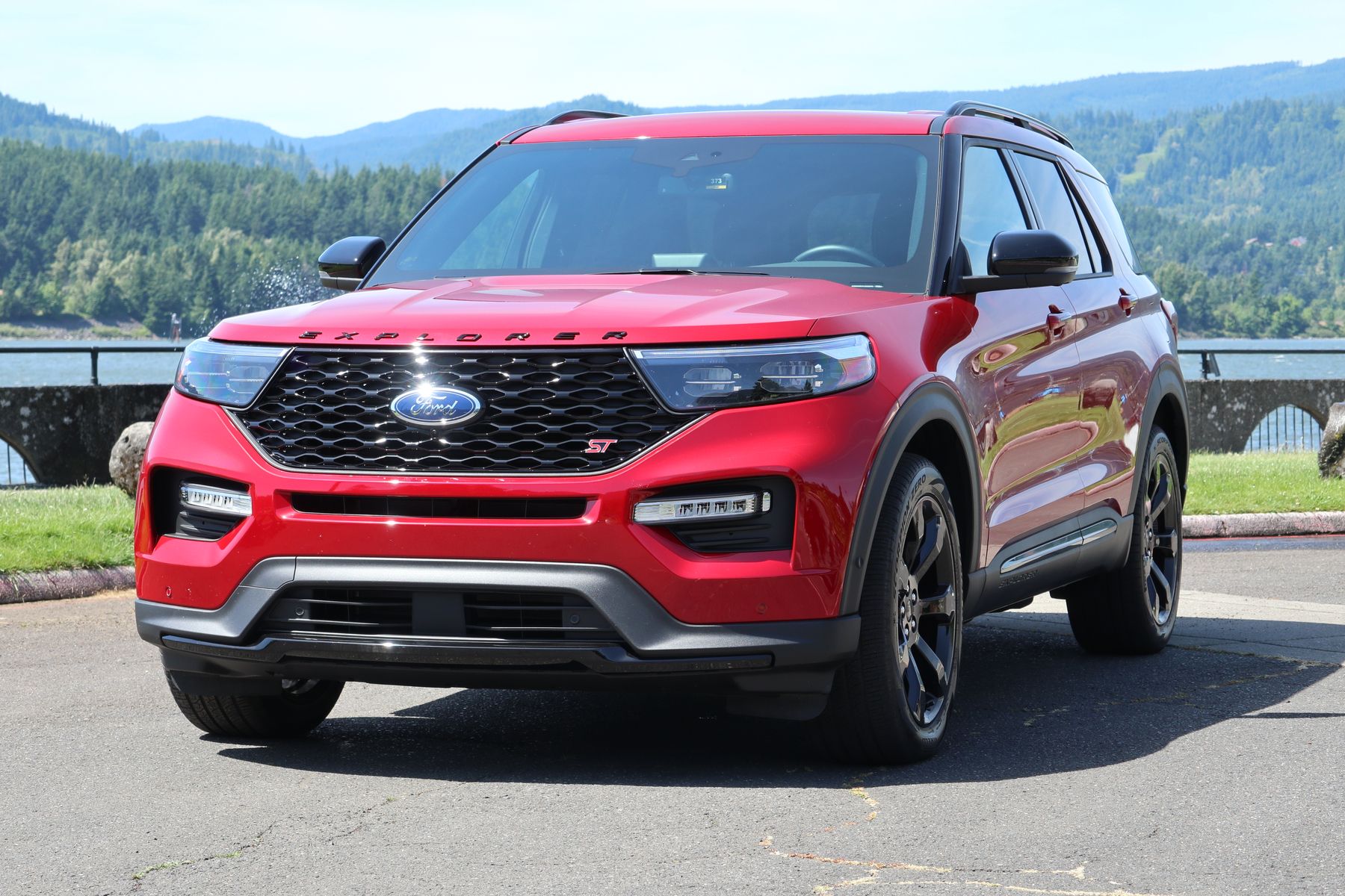 First Drive: 2020 Ford Explorer ST | Driving