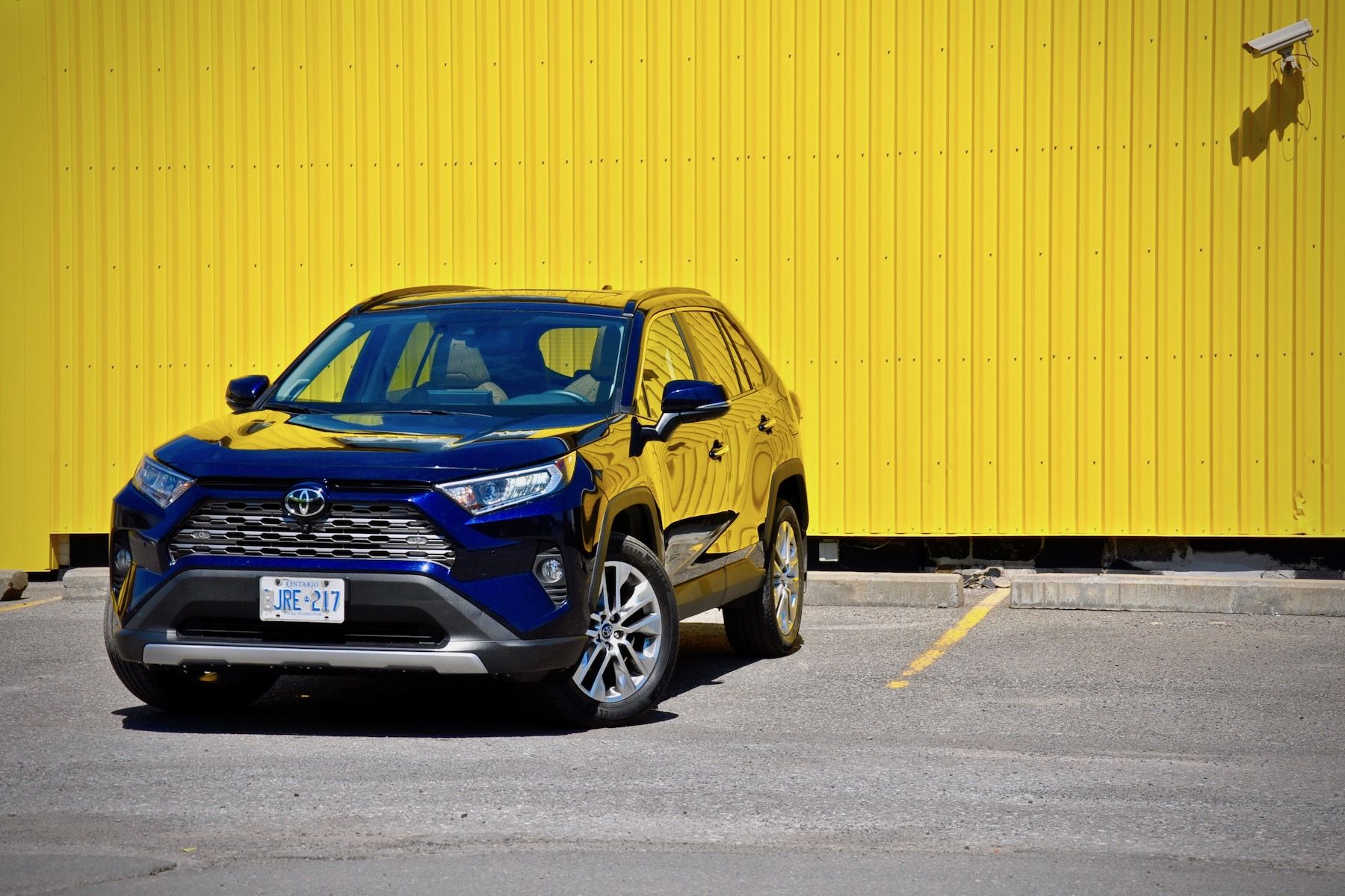 SUV Review: 2019 Toyota RAV4 Limited | Driving