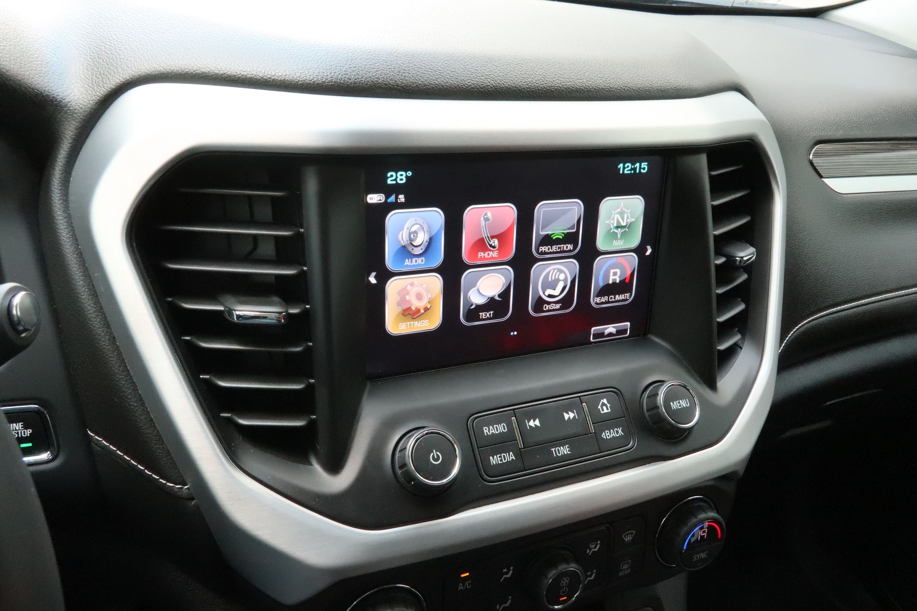 SUV Review: 2019 GMC Acadia | Driving