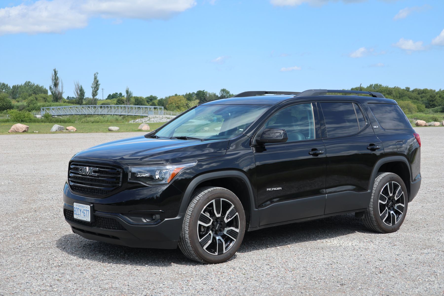 SUV Review: 2019 GMC Acadia | Driving