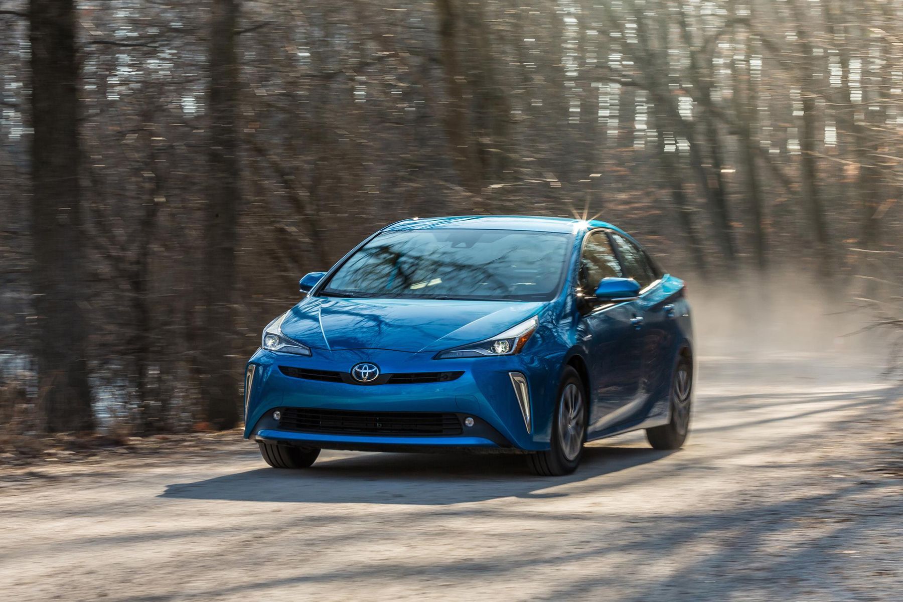 The 2020 Toyota Prius finally offers AWD, Apple CarPlay | Driving