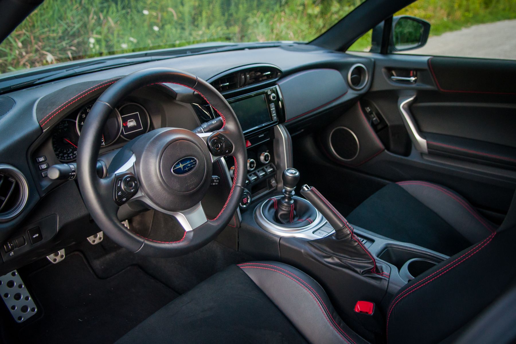 Car Review: 2019 Subaru BRZ Raiu | Driving