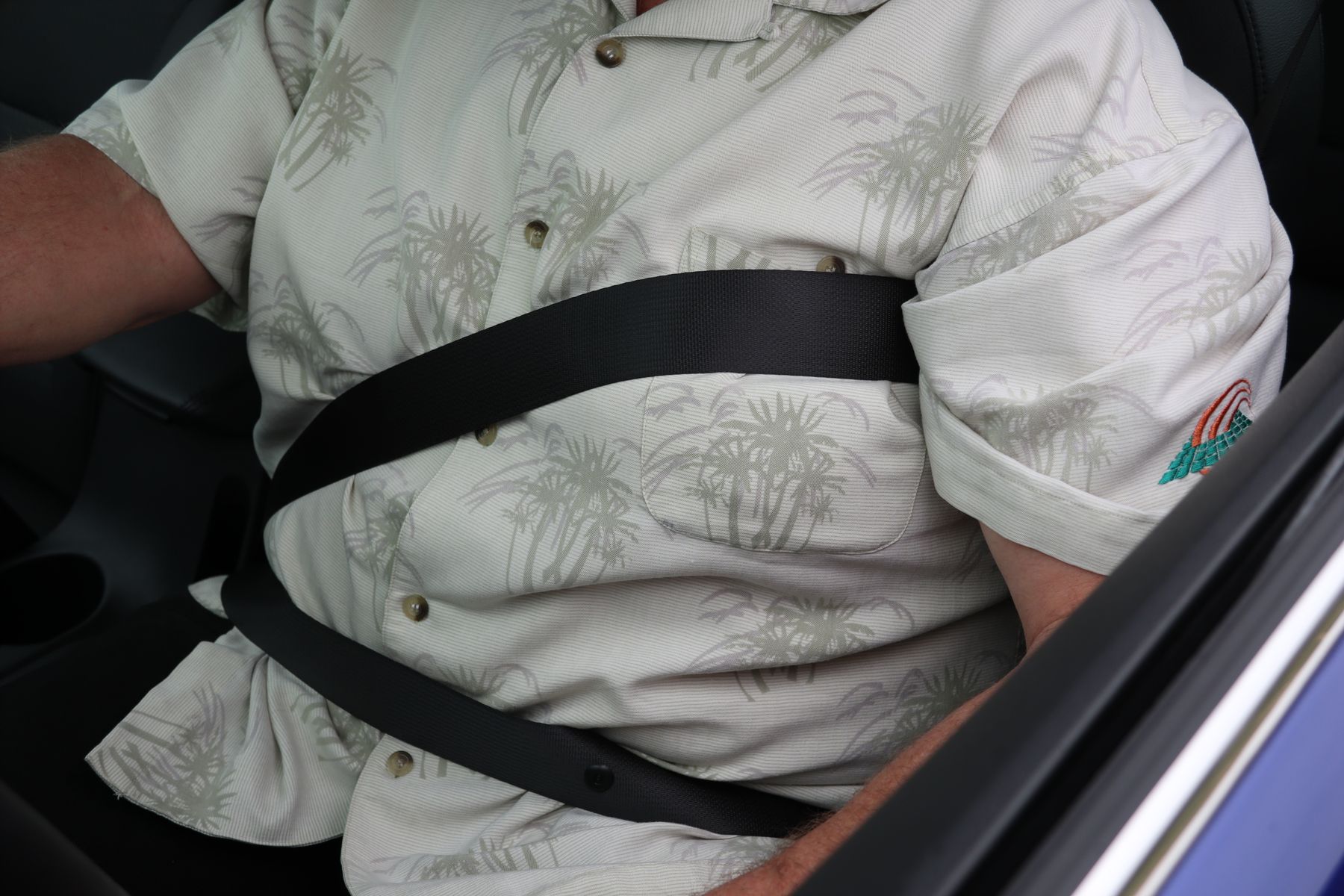 These are the 5 dumbest ways to sit in a vehicle | Driving