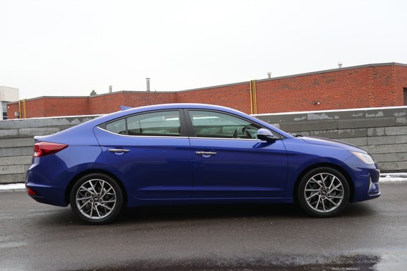 Car Review: 2020 Hyundai Elantra | Driving