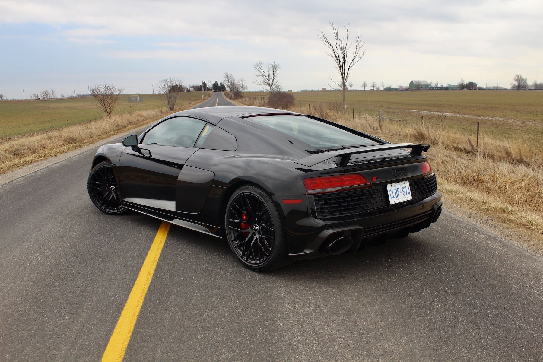 Supercar Review: 2020 Audi R8 | Driving