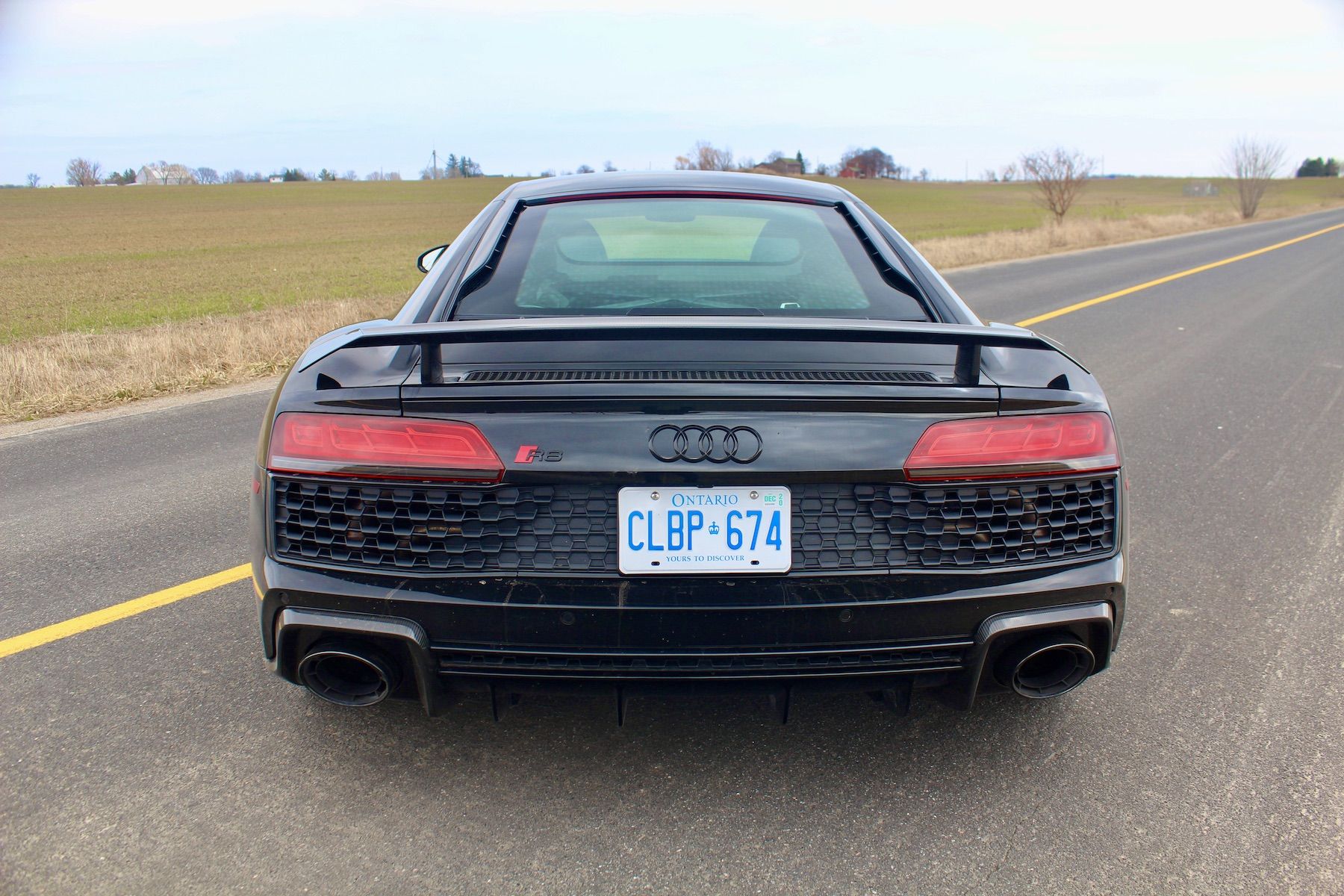 Supercar Review: 2020 Audi R8 | Driving
