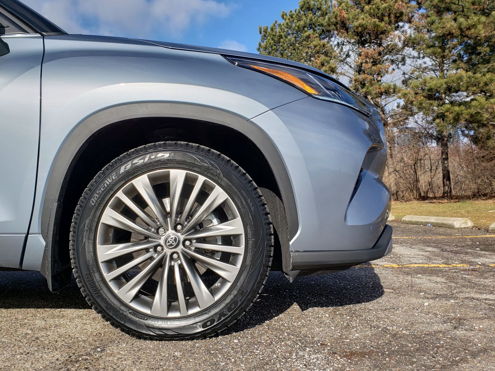 SUV Review: 2020 Toyota Highlander | Driving