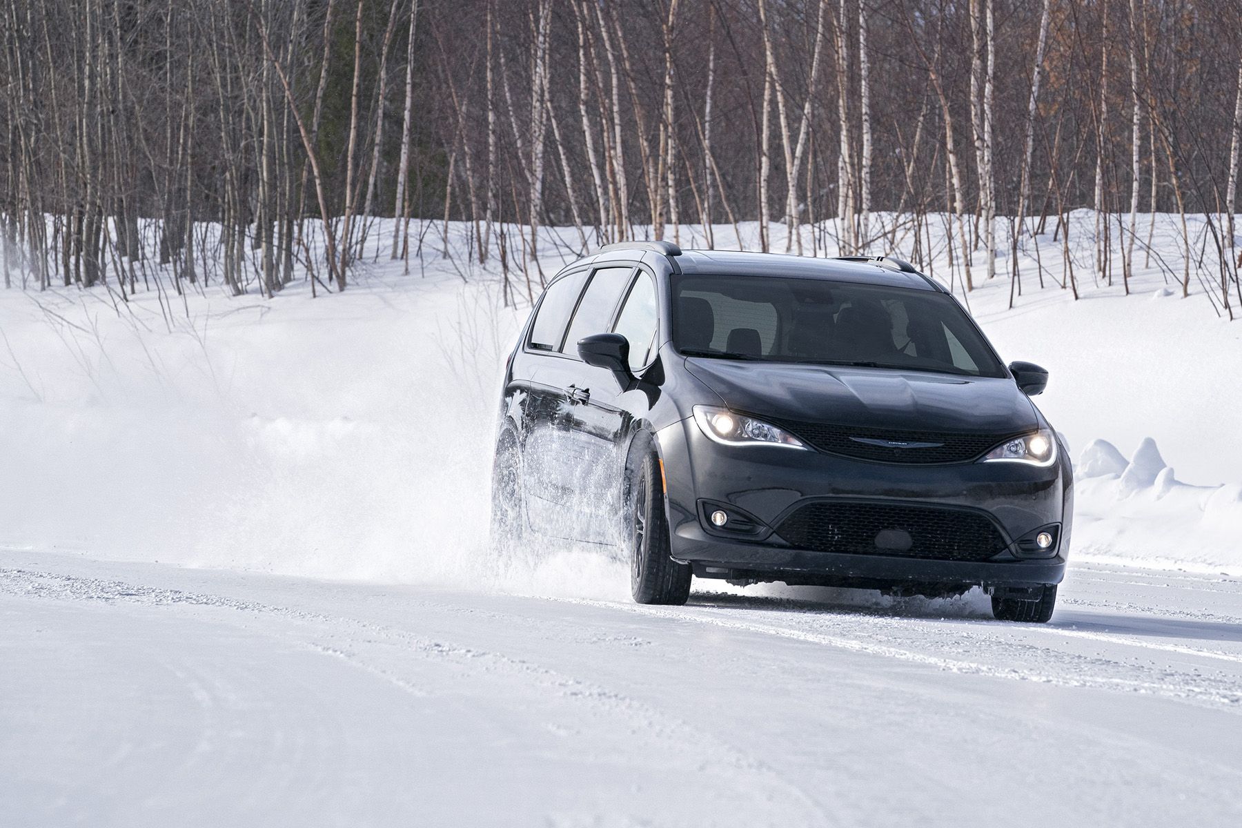 Chrysler's 2020 Pacifica AWD Launch Edition delivers all-wheel-drive ...