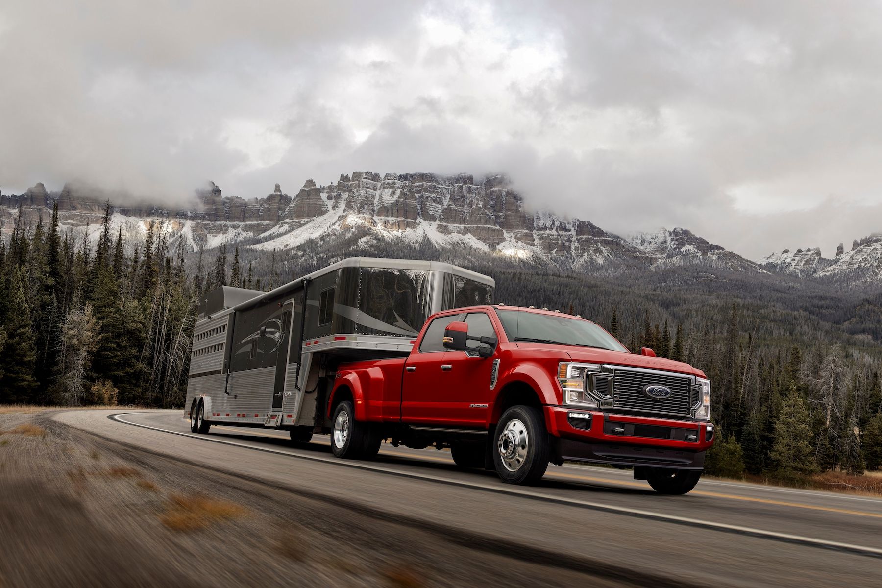 Tow Jam: These four heavy-duty pickups haul the most | Driving
