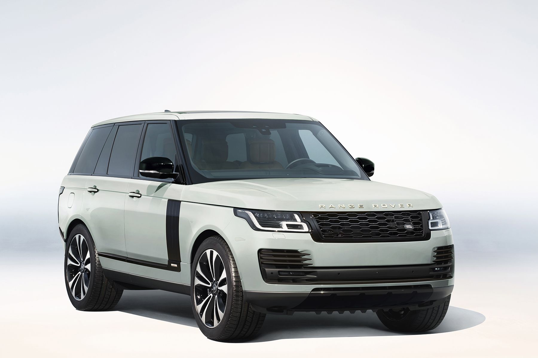 Range Rover celebrates 50th anniversary with special edition model ...