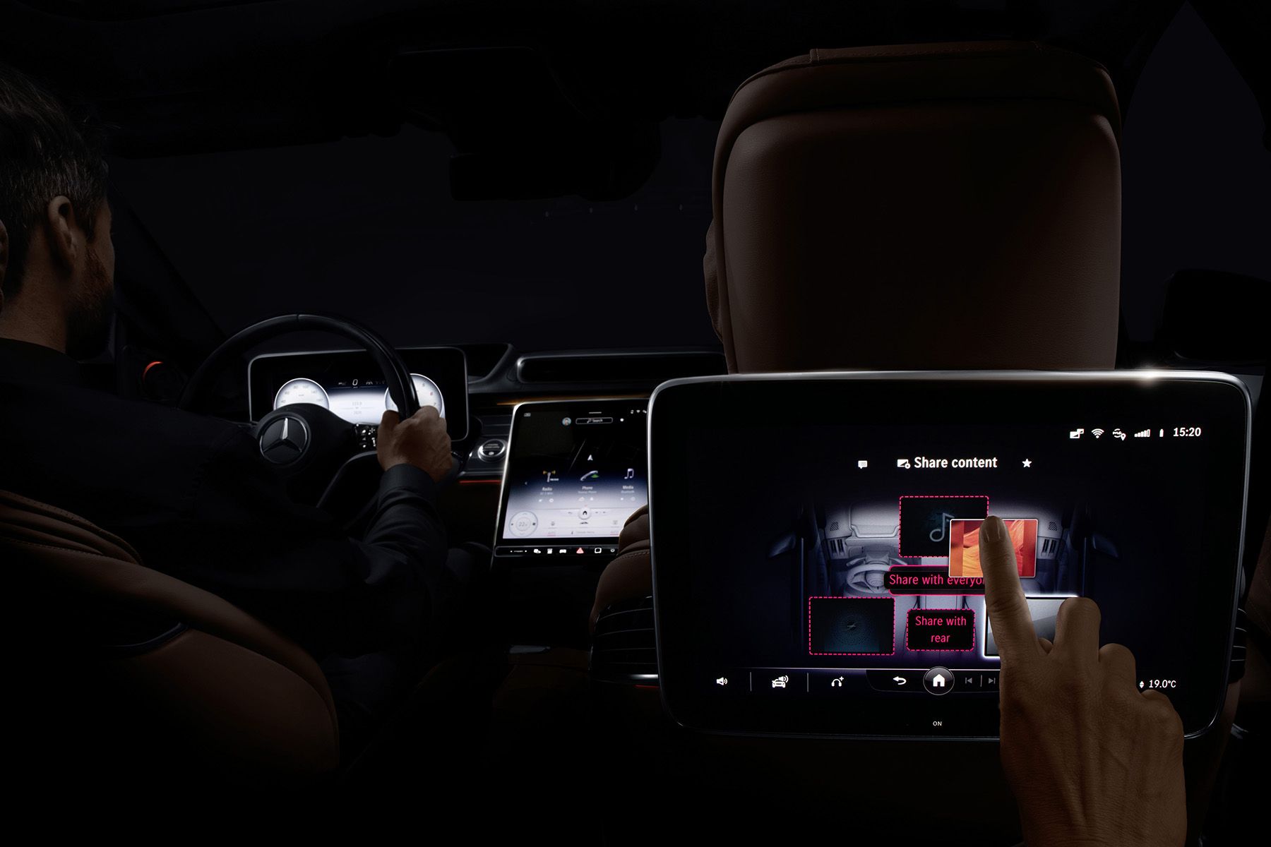 Mercedes-Benz's new MBUX system aims to integrate itself into your life ...