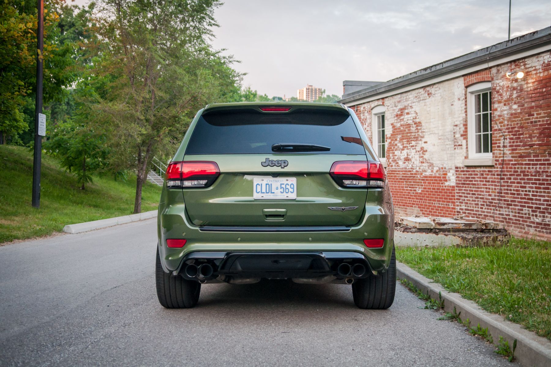 SUV Review: 2020 Jeep Grand Cherokee Trackhawk | Driving