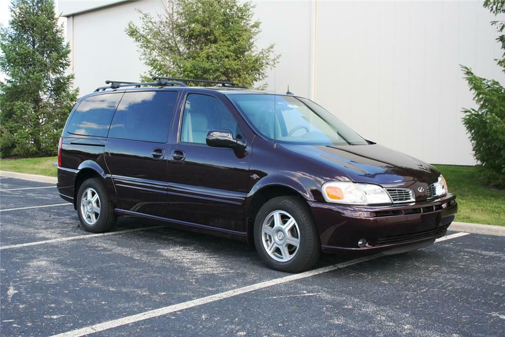 10 rare minivans you won’t see every day | Driving