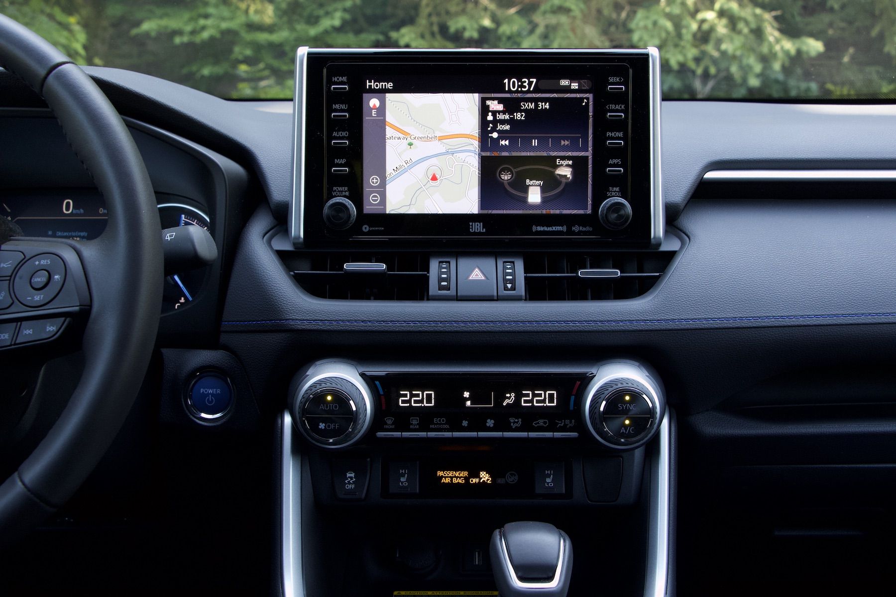 Wards just named its 10 best car infotainment systems | Driving