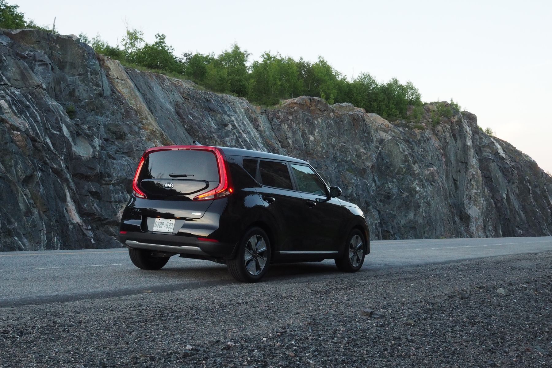 Video: How to wash black cars quickly and easily | Driving