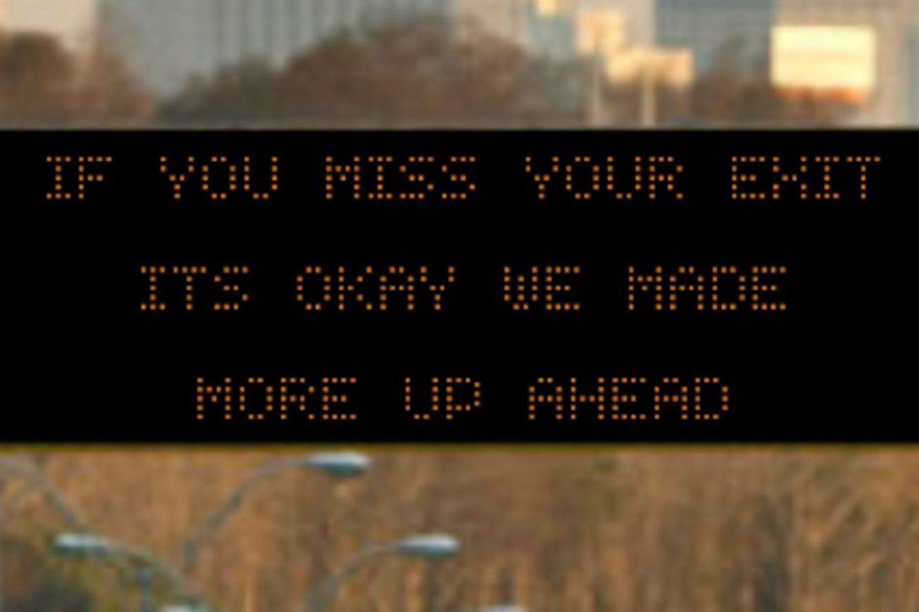 These 5 actual digital road signs got drivers chuckling | Driving