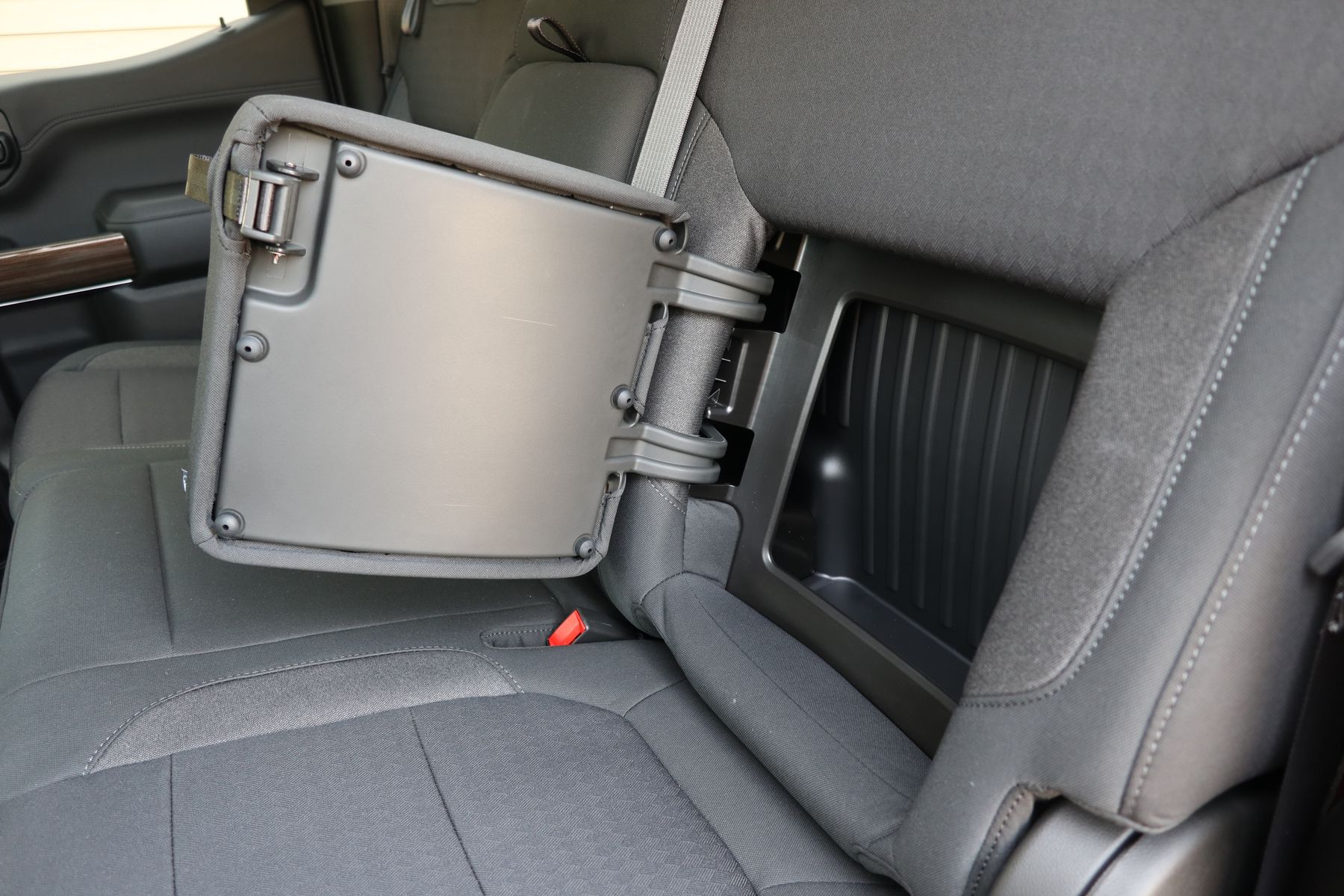 2020 Chevrolet Silverado 1500 RST Rally Edition Pickup Review | Driving