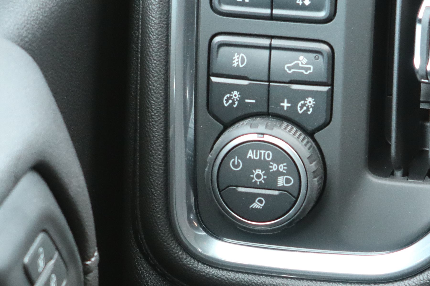 2020 Chevrolet Silverado 1500 RST Rally Edition Pickup Review | Driving