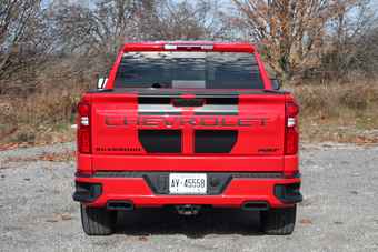 2020 Chevrolet Silverado 1500 RST Rally Edition Pickup Review | Driving