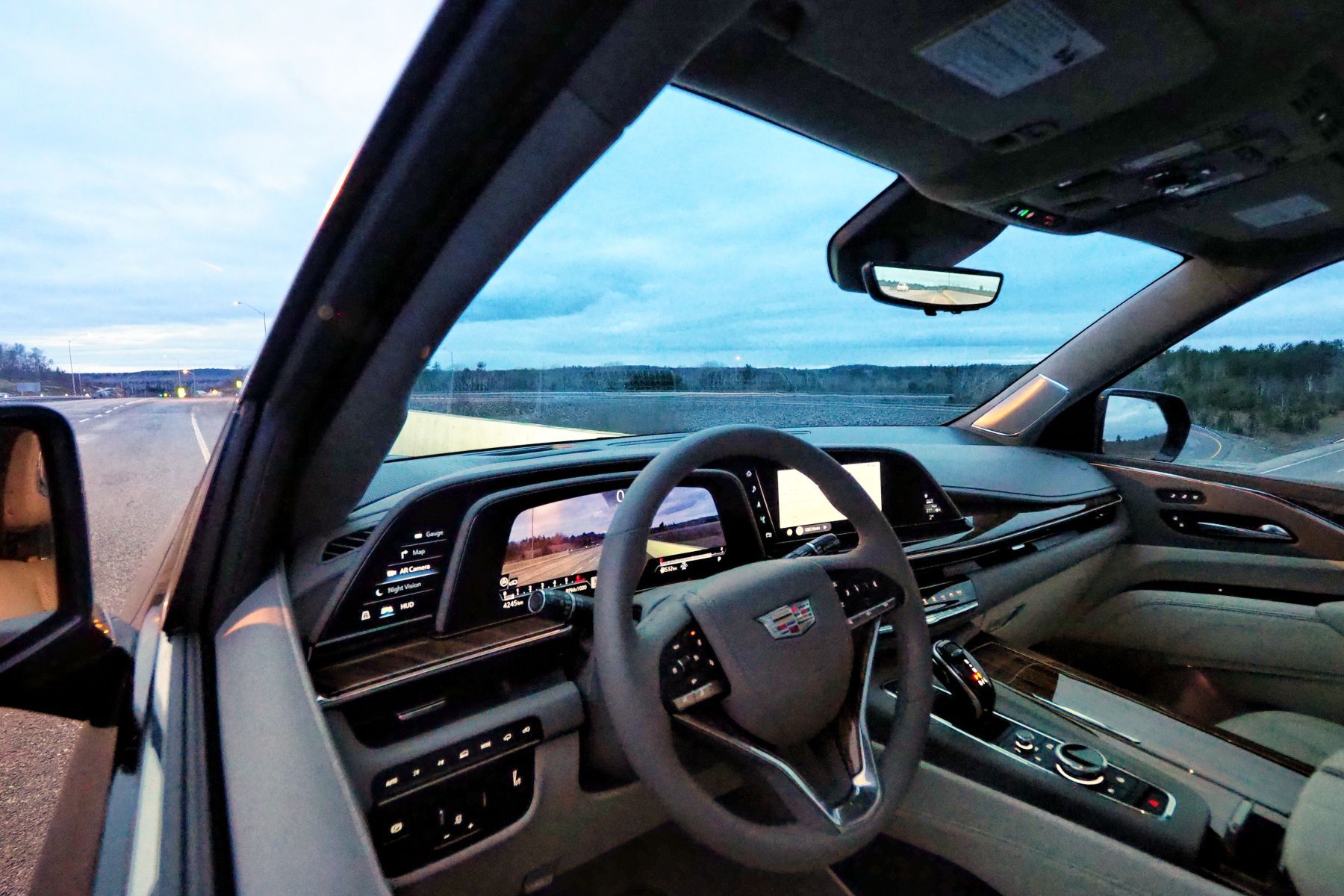 A tale of two luxury SUVs: Cadillac Escalade vs. Land Rover Defender ...