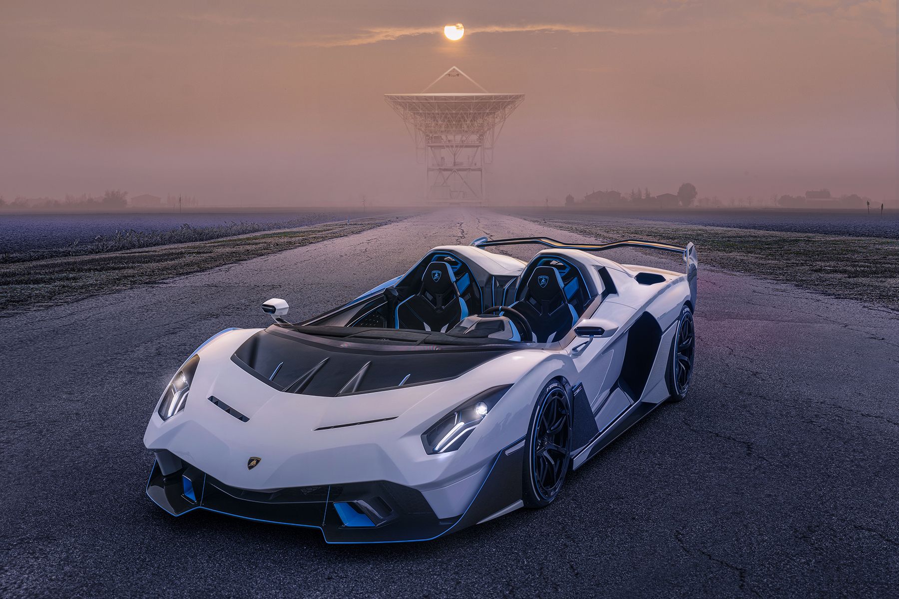Lamborghini creates one-off topless track weapon | Driving