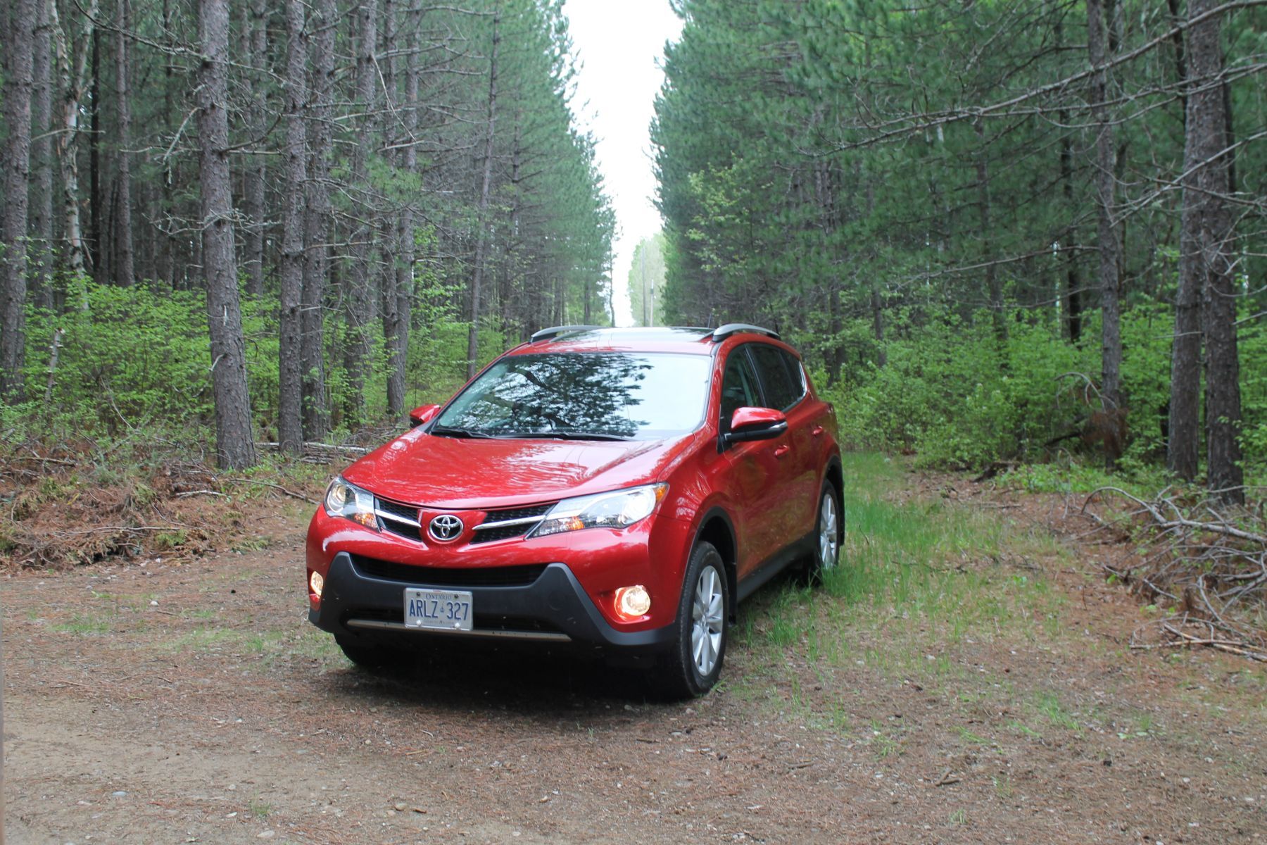 Used Guide: 2013 - 2018 Toyota RAV4 | Driving